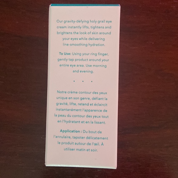 thrive causemetics | Skincare | New In Box Thrive Cosmetics Defying ...